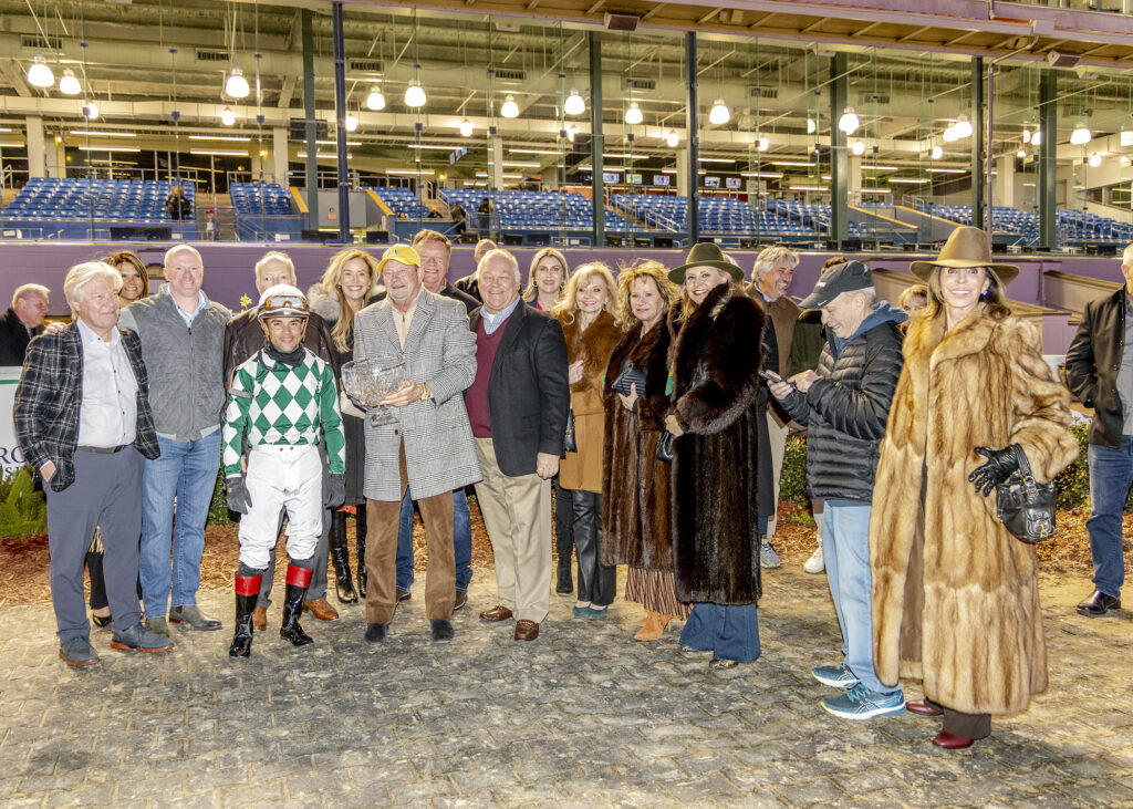 Lecomte Winner Track Phantom, Maiden Romper Hall of Fame Eye Risen Star ...